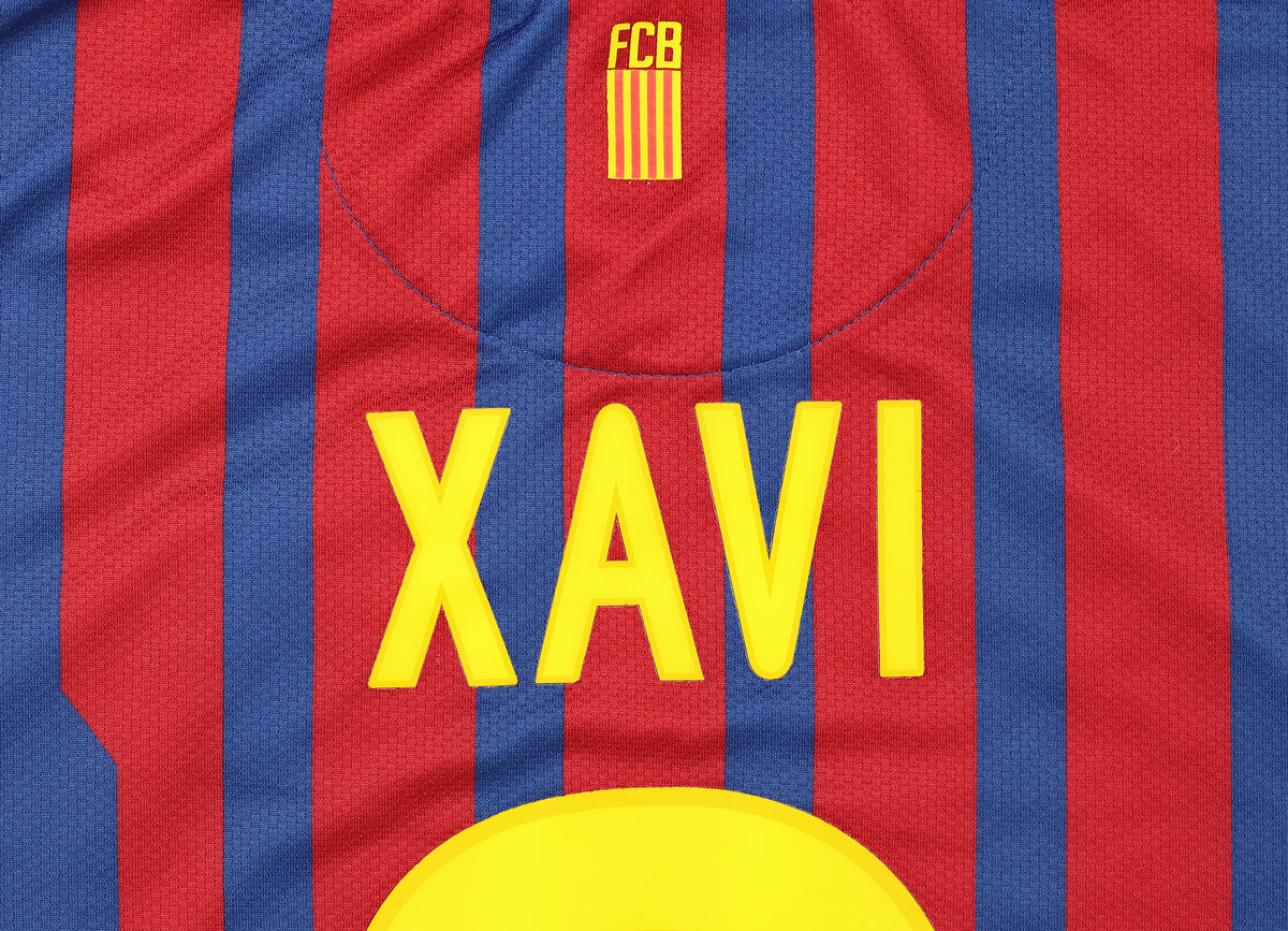 Nike Barcelona 2011 Xavi Home Football Shirt - Red/Blue - M – Headlock